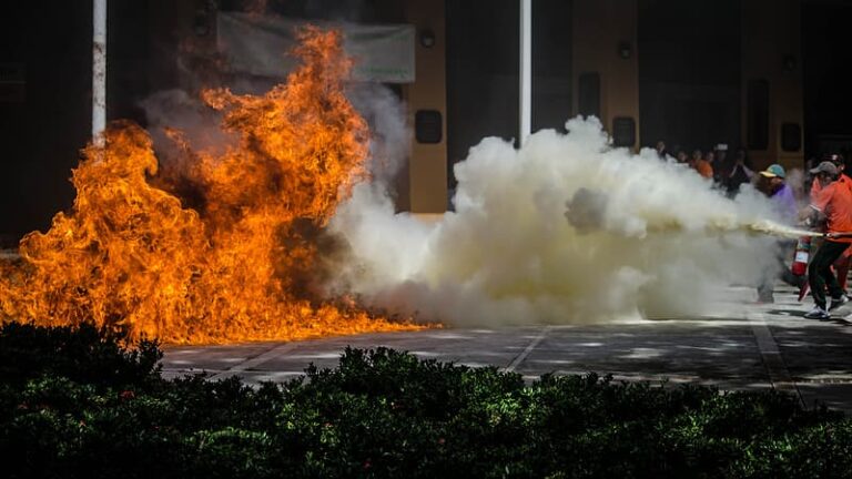 Klasifikasi Jenis Api beserta APAR yang digunakan